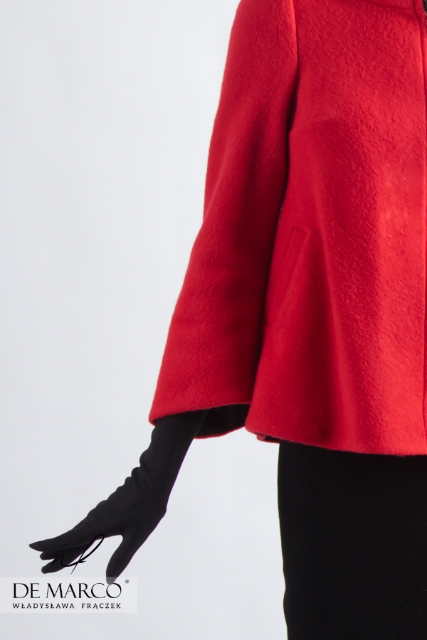 eamlike, elegant red short wool coat. The most fashionable woolen ...